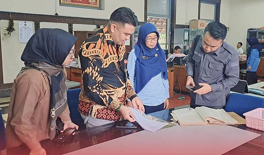 Berkas Kontestan Pilkada Boalemo Diverifikasi KPU - Hargo.co.id